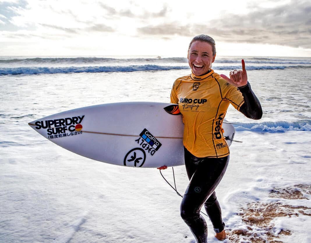 Johanne Defay remporte le Portugal Pro of Surfing | Gadiamb.re ...